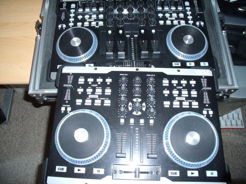 VirtualDJ - American Audio VMS2 angekommen! Erste Bilder, Infos usw. :-)